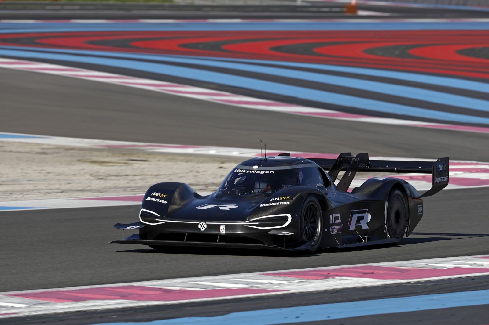 The Volkswagen ID. R prepares for electric Nüburgring record